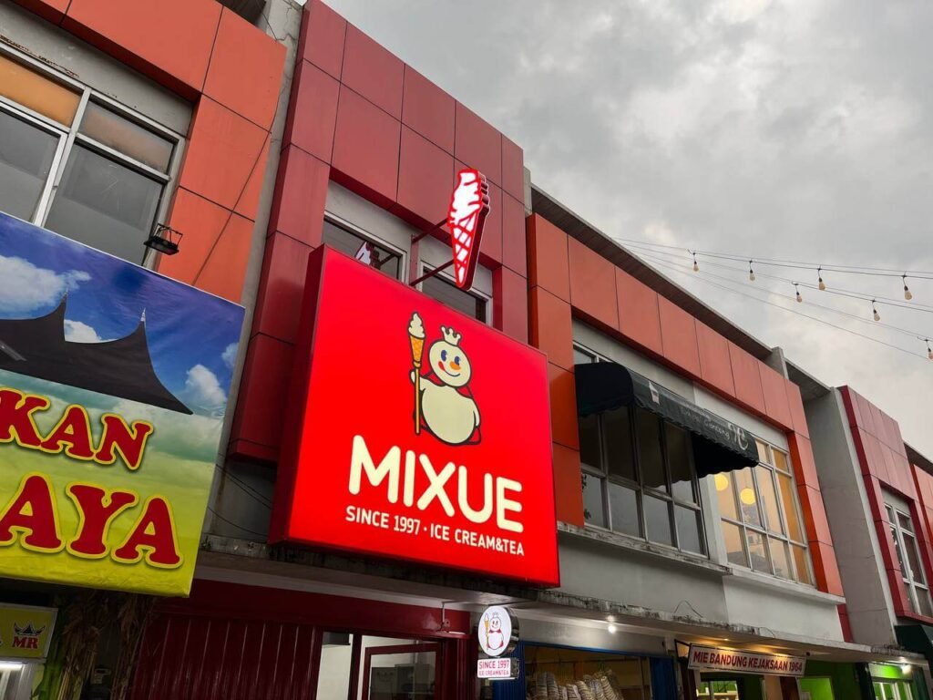 Bentang Advertising – Jasa Neon Box Huruf Timbul Reklame Digital Printing
